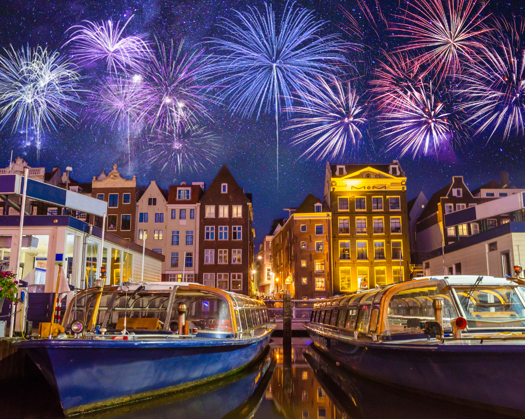 Sinterklaas, Christmas and New Year's Eve in the Netherlands - Eastmen